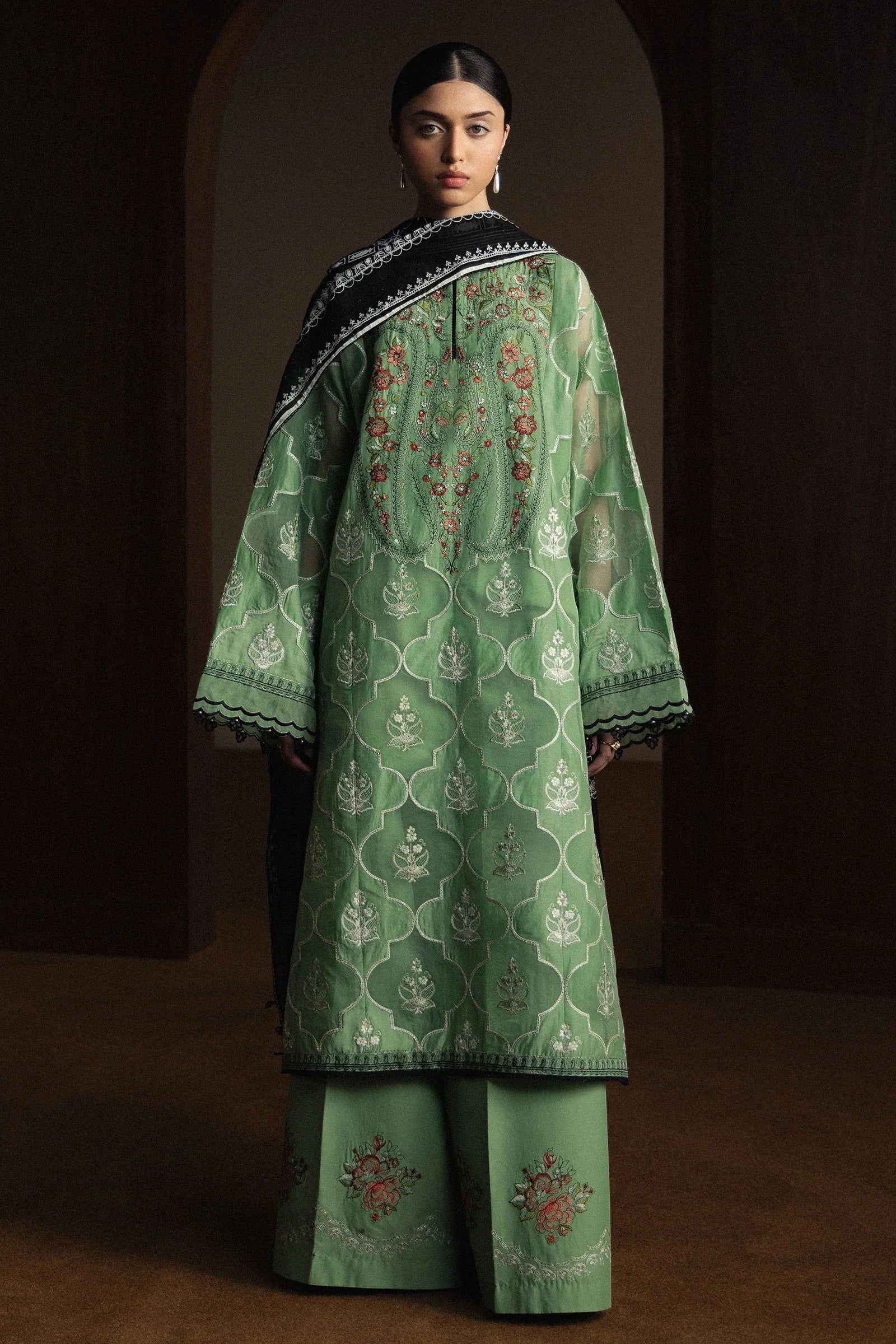 Shop Zara Shahjahan Designer Dresses At Best Price in USA – Tagged "a22 ...