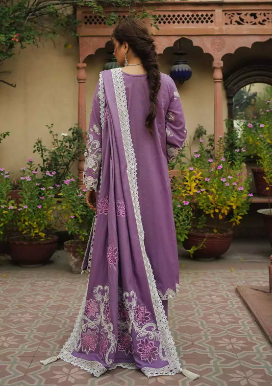 How to Wear Pakistani Shawls - 6 Easy Styles to Wear – String & Thread